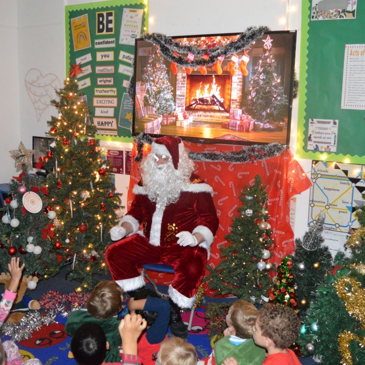 Lapal Primary - EYFS & KS1 Evening with Santa – A Magical Night at Lapal!